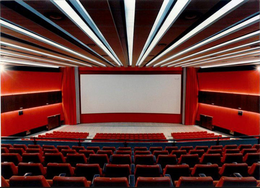 LA PANTALLA MAGICA: CIERRE DEL CINE URGEL DE BARCELONA