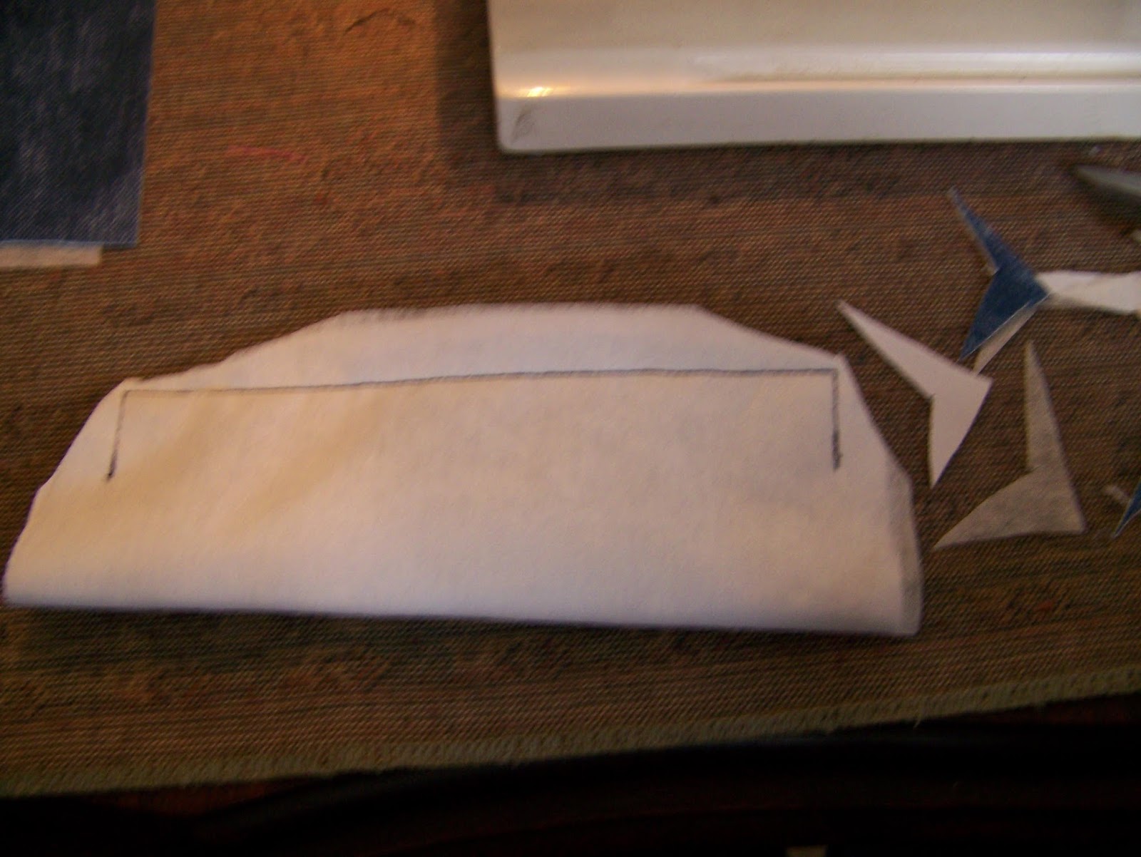 A Pretty Talent Blog: Learn to Sew 1: Making a Pocket with a Flap