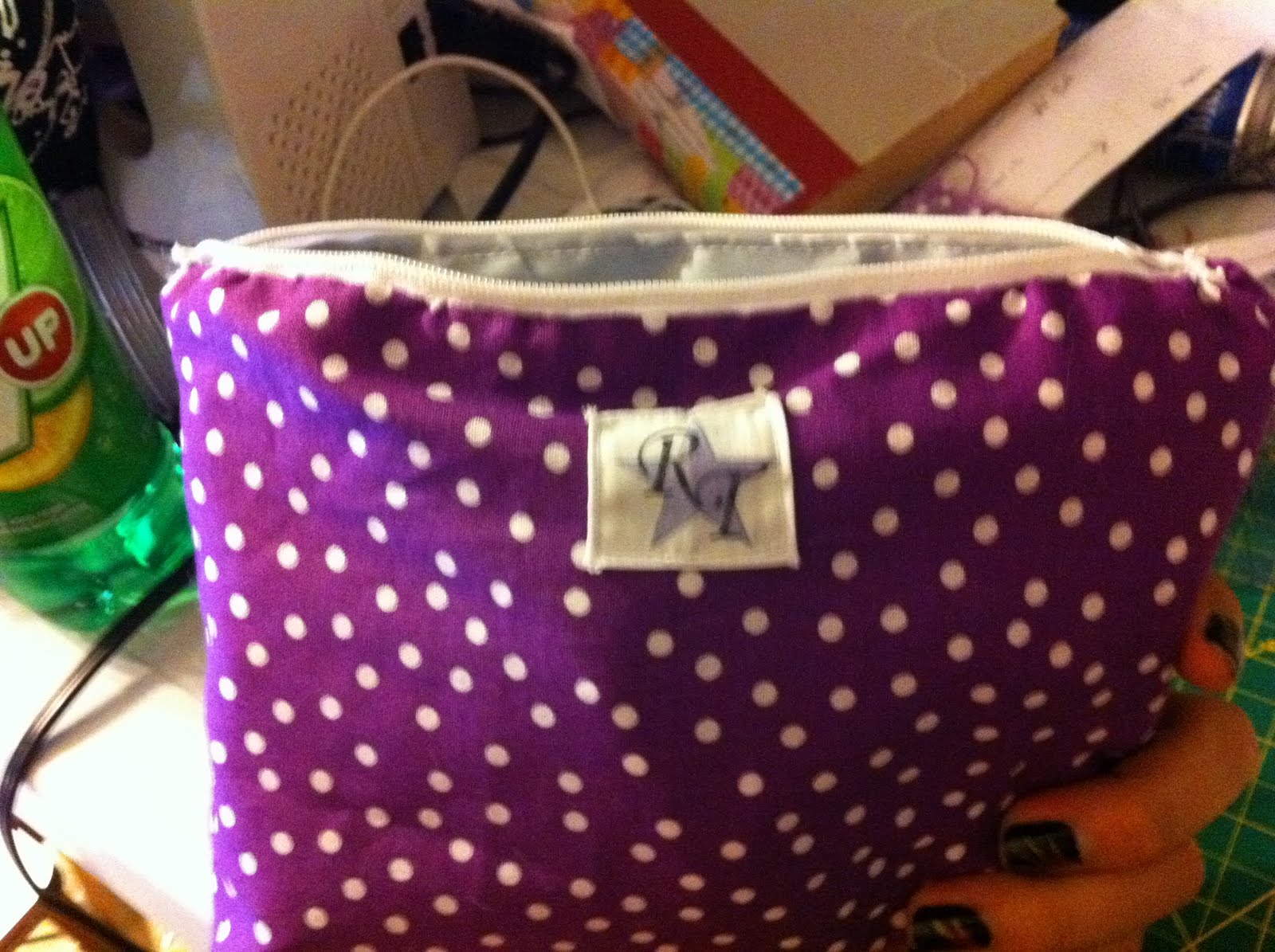 Randomly Taylor'd: Ruffle Purse *Tutorial*