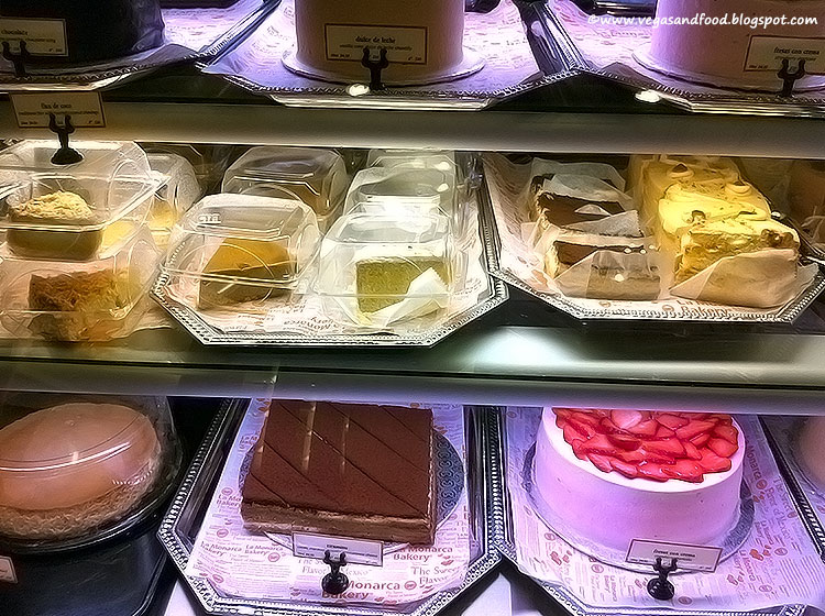 La Monarca Bakery - Santa Monica - Vegas and Food