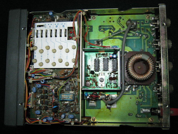 MEDAN RADIO: Icom AT-150