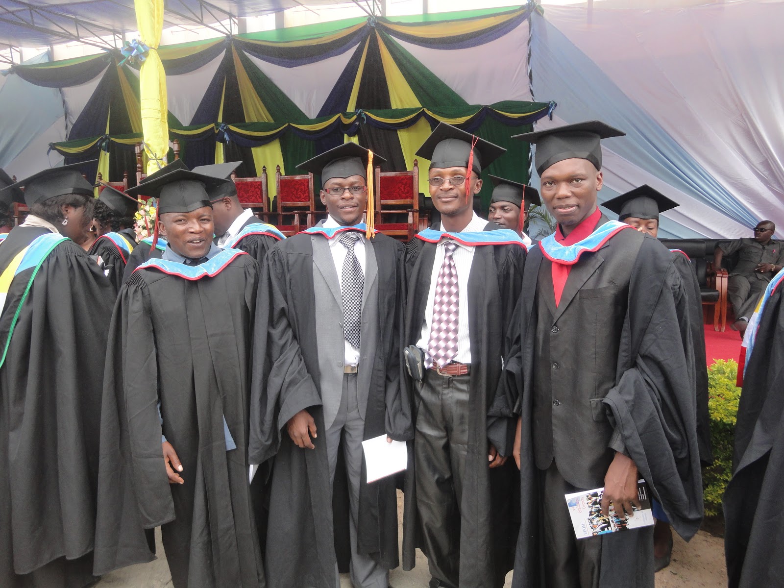 TAIYODEO: PICHA ZA MATUKIO MBALIMBALI YA GRADUATION YA UDOM NOV 21 2012