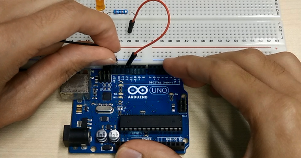 Arduino LED Blinking Tutorial 2 | MakerStream