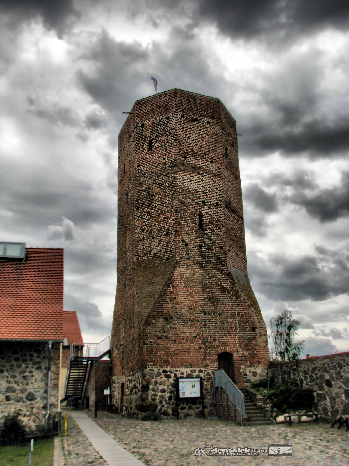 Locknitz 2013 ~ D E M O L E K o w o