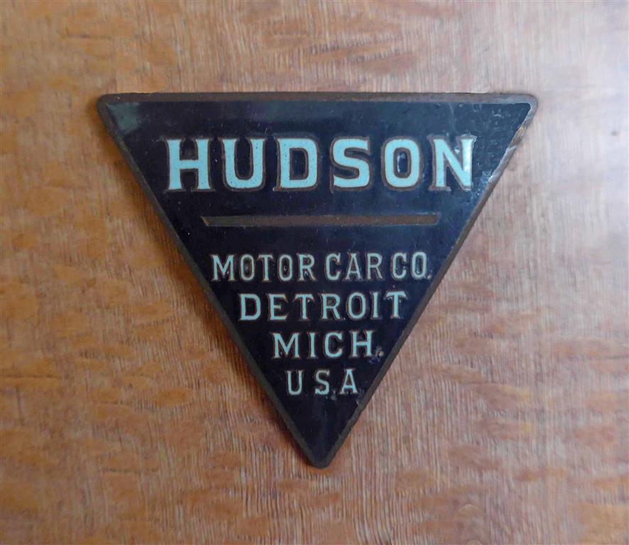 American Auto Emblems: HUDSON