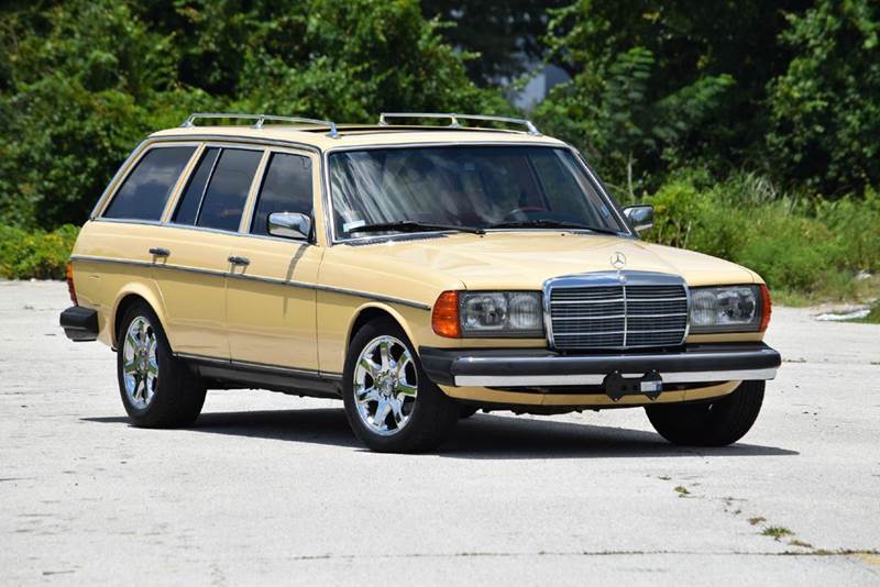 1982 Mercedes-Benz S123 300TD Wagon Turbo Diesel | BENZTUNING