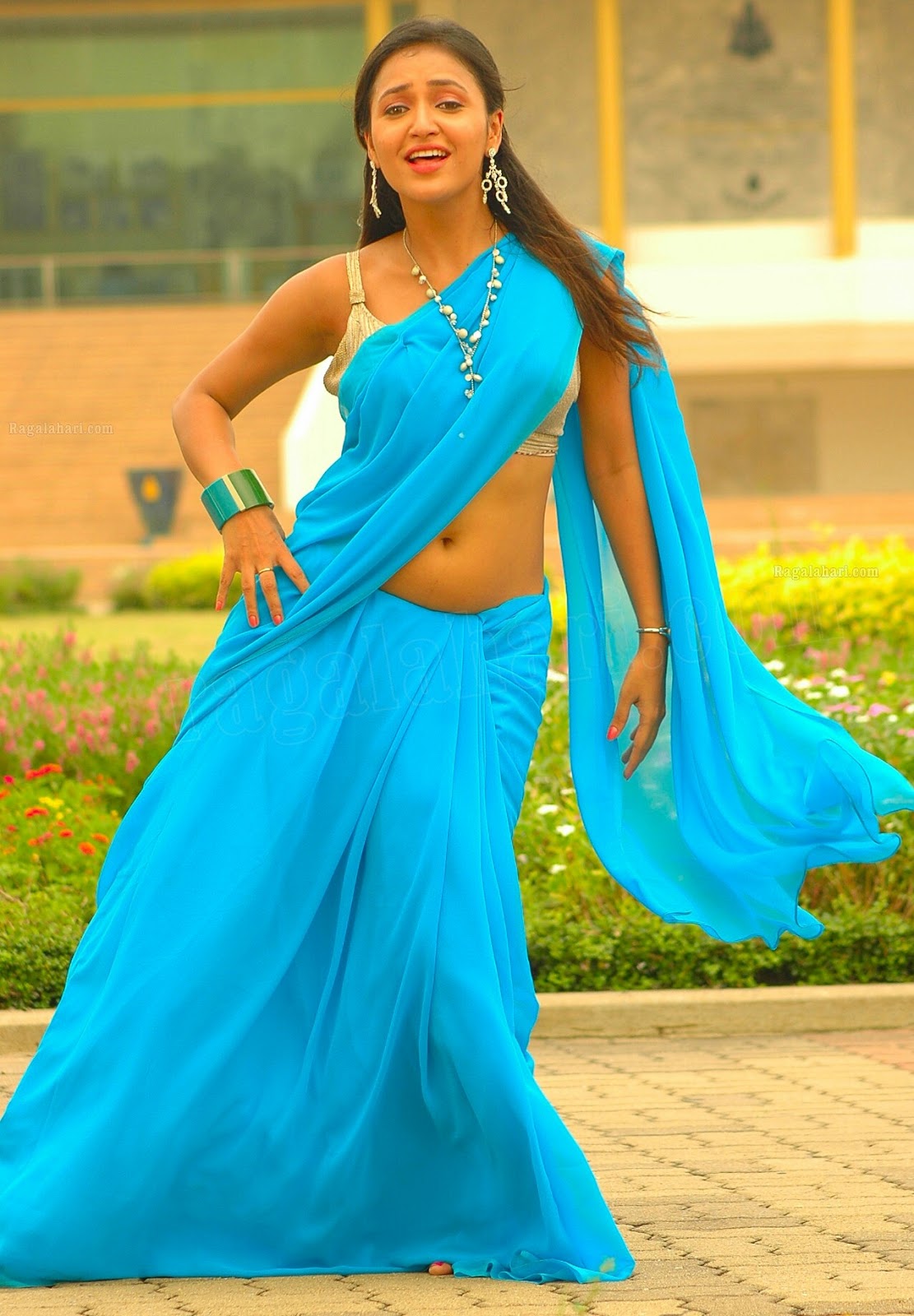 Actress Navel show Photos|Actress Saree Below Navel show Photos ... Actress Navel show Photos|Actress Saree Below Navel show Photos ...