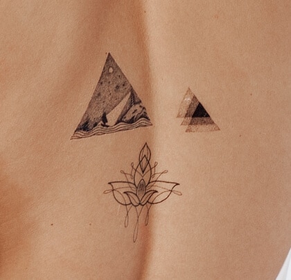 50+ Small Flash Tattoos for Women - AzzFeed