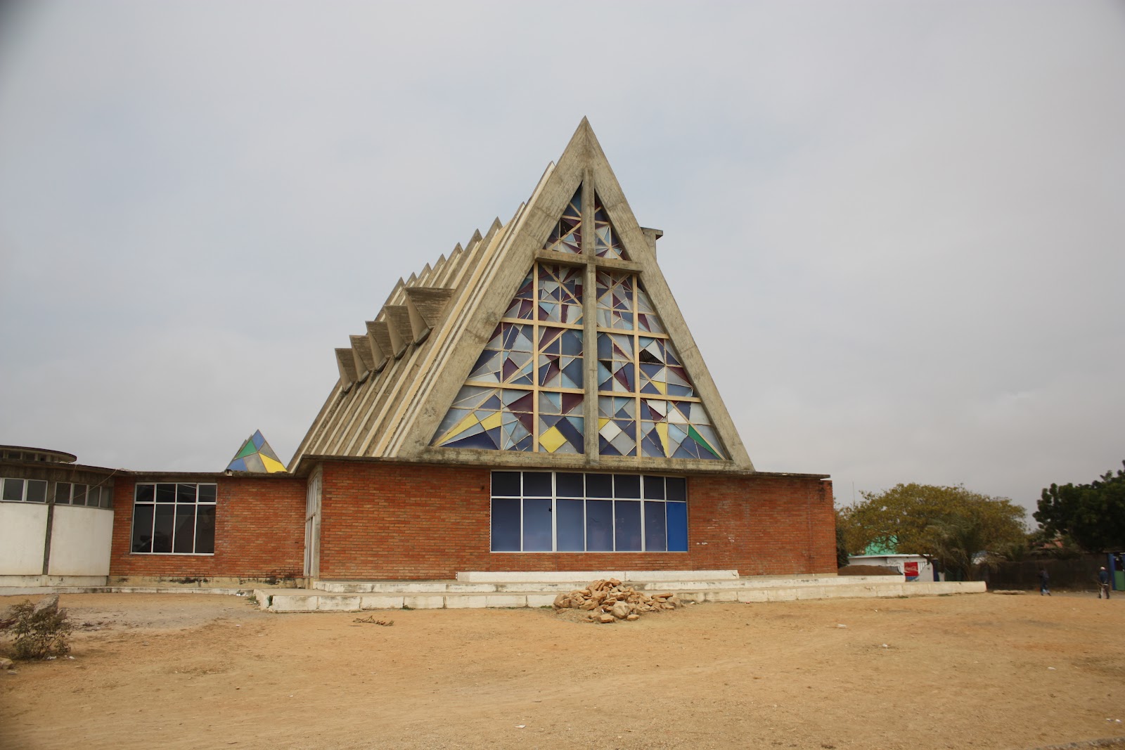 the leopard with a jacket: Angola - Sumbe e Porto Amboim