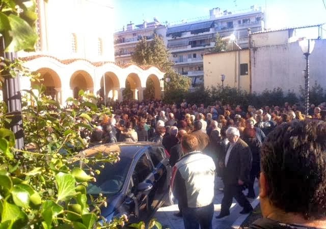 ΒΟΥΒΟΣ ΘΡΗΝΟΣ ΣΤΟ ΑΓΡΙΝΙΟ... ΣΤΗΝ ΚΗΔΕΙΑ ΤΗΣ 20ΧΡΟΝΗΣ ΑΓΓΕΛΙΚΗΣ ΠΟΥ ...
