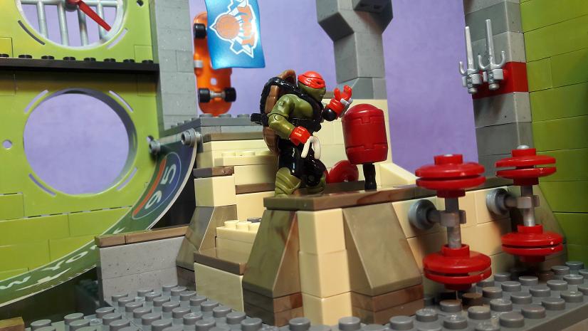 HGG的幻想: Mega Bloks TMNT Movie Lair Hideout