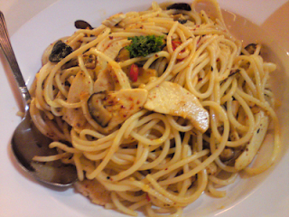 TASTE N TELL: SPAGHETTI-AGLIO OLIO