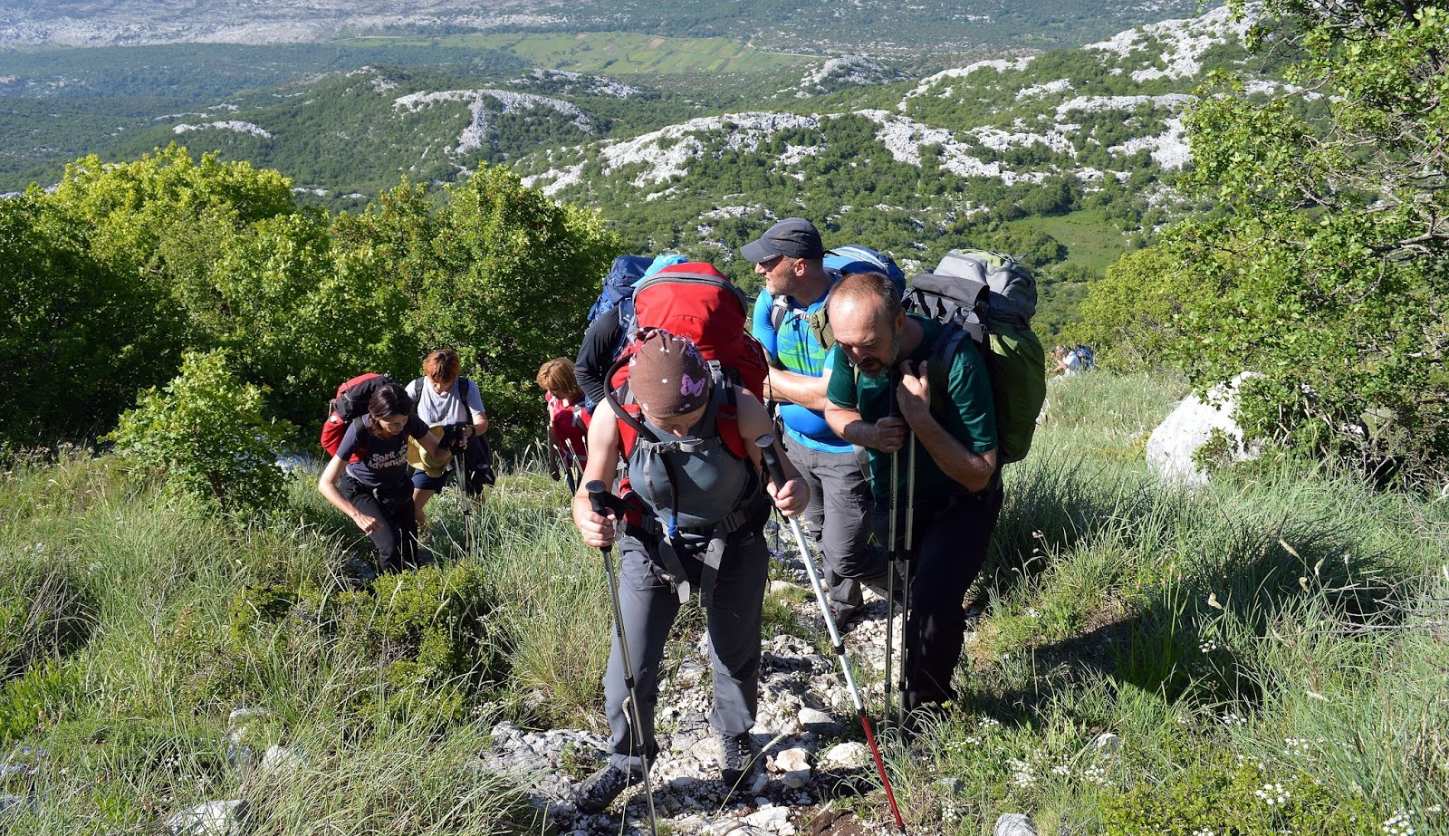 Ljepote planina: Mosor - Veliki Kabal i Vickov stup, svibanj 2018