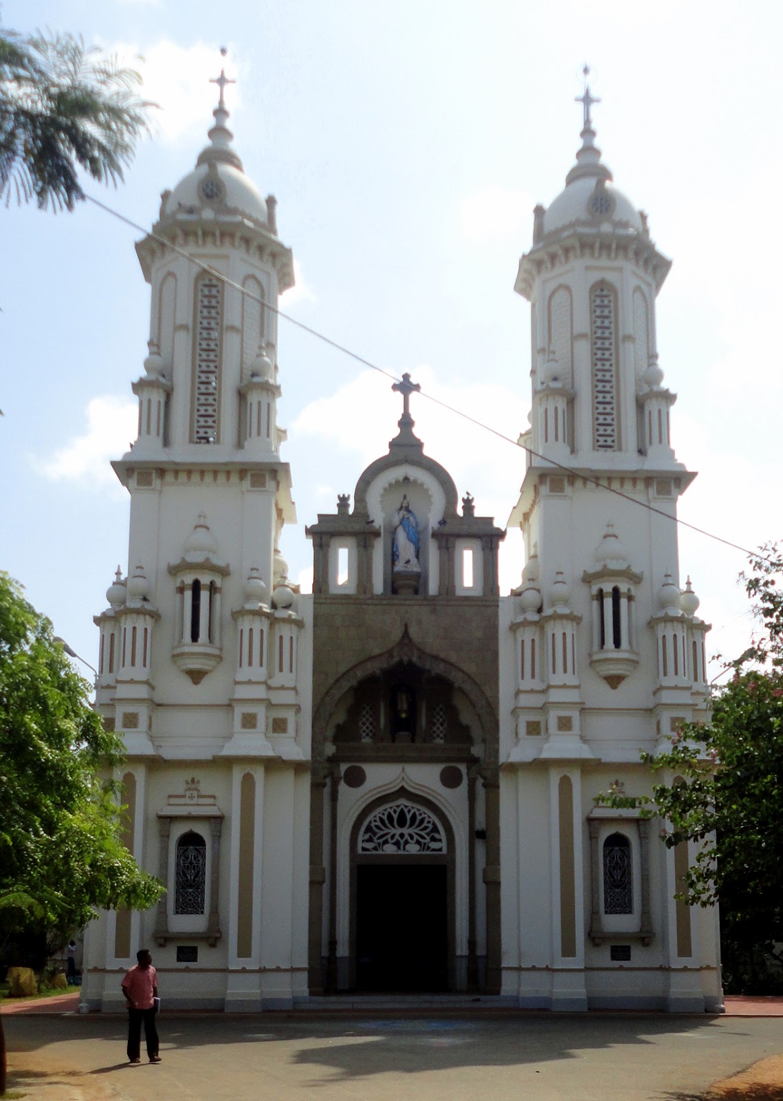 Tamilnadu Tourism: St. Xaviers' Cathedral Church, Palayamkottai ...