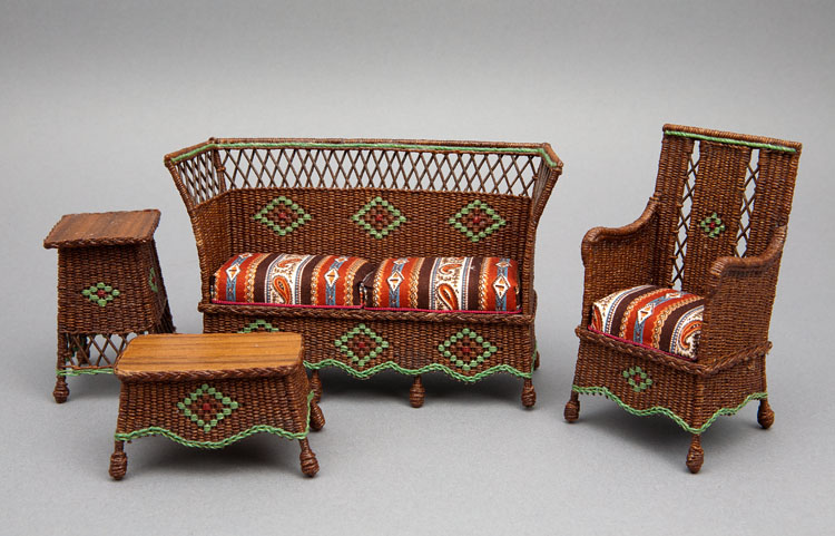 Good Sam Showcase of Miniatures: At the Show - Wicker Furniture