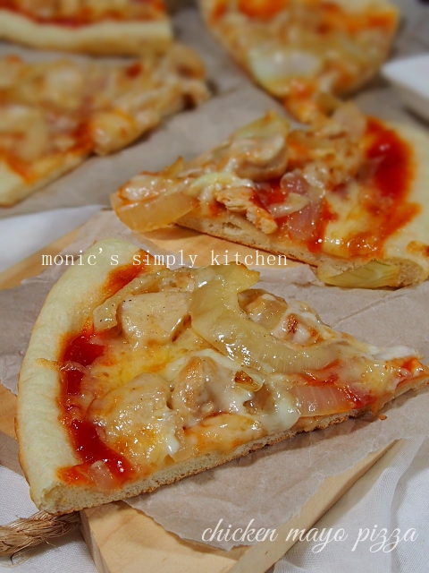 Resep Chicken Mayo Pizza (Pizza Ayam Mayones) - Monic's Simply Kitchen