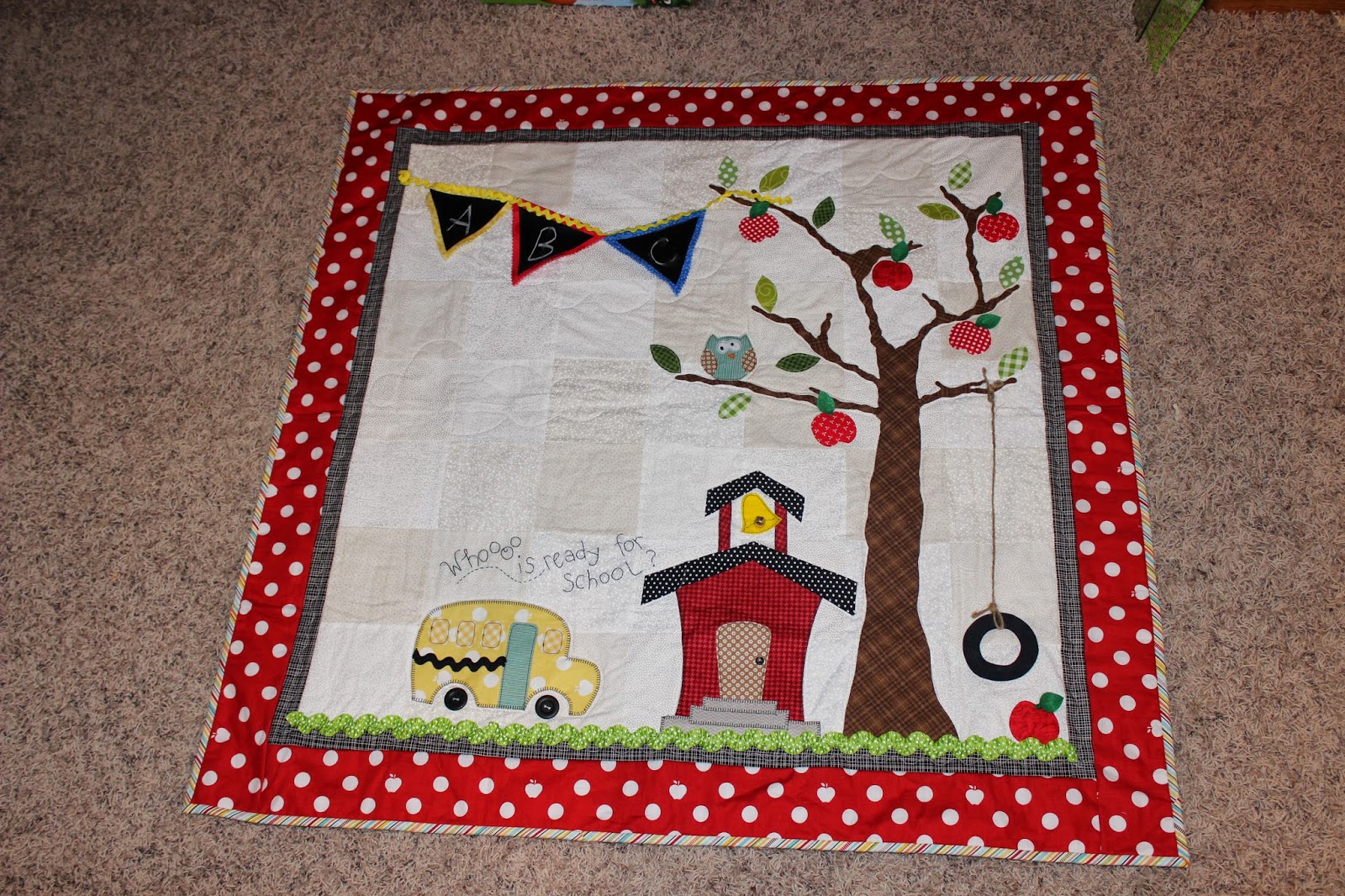 Customized Quilts by Britney: Back to School Wall Hanging