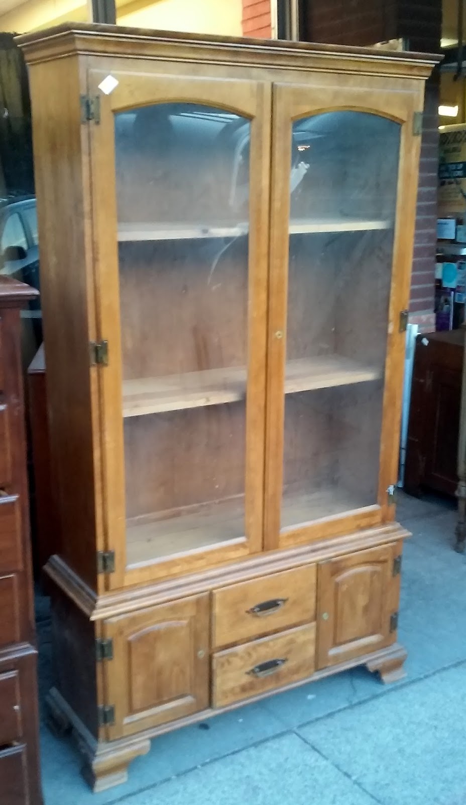 UHURU FURNITURE & COLLECTIBLES: SOLD **BARGAIN BUY** #7911 Harbor House ...