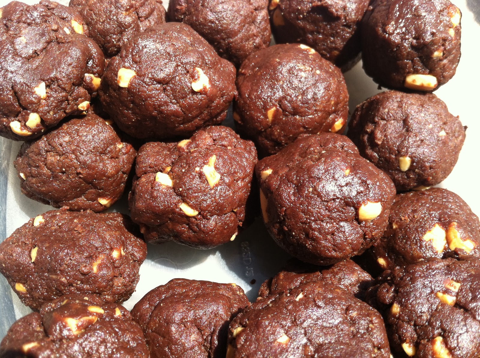 The Bad Kitty Bakery: Thirfting, Finding Time and a Chocolate Peanut ...