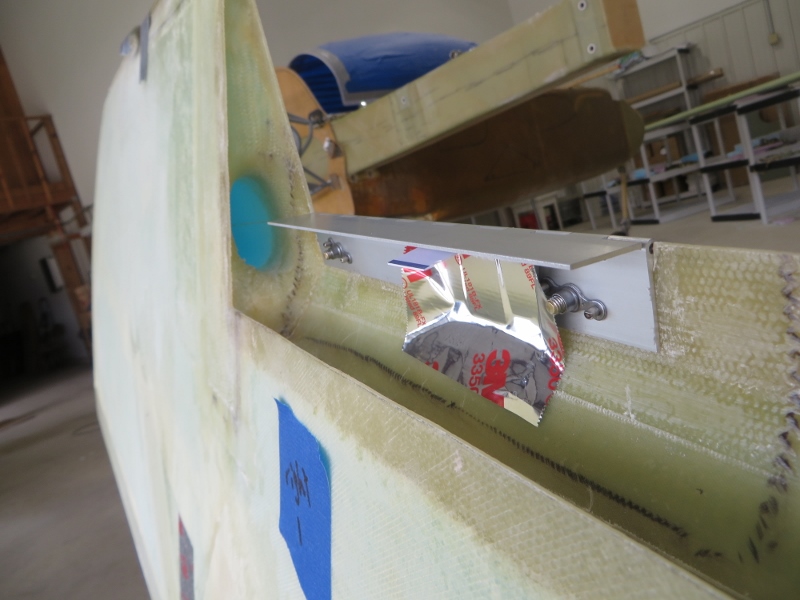 The Long EZ Build: Aileron hinges and install