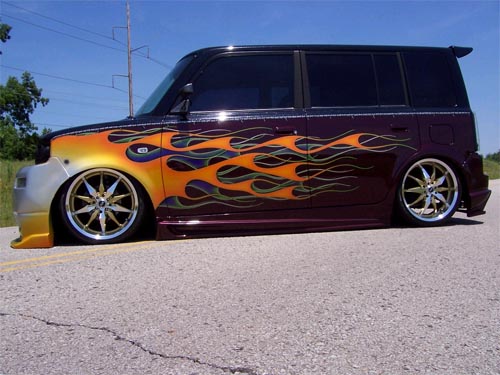 Cars Showroom: Custom New Cars