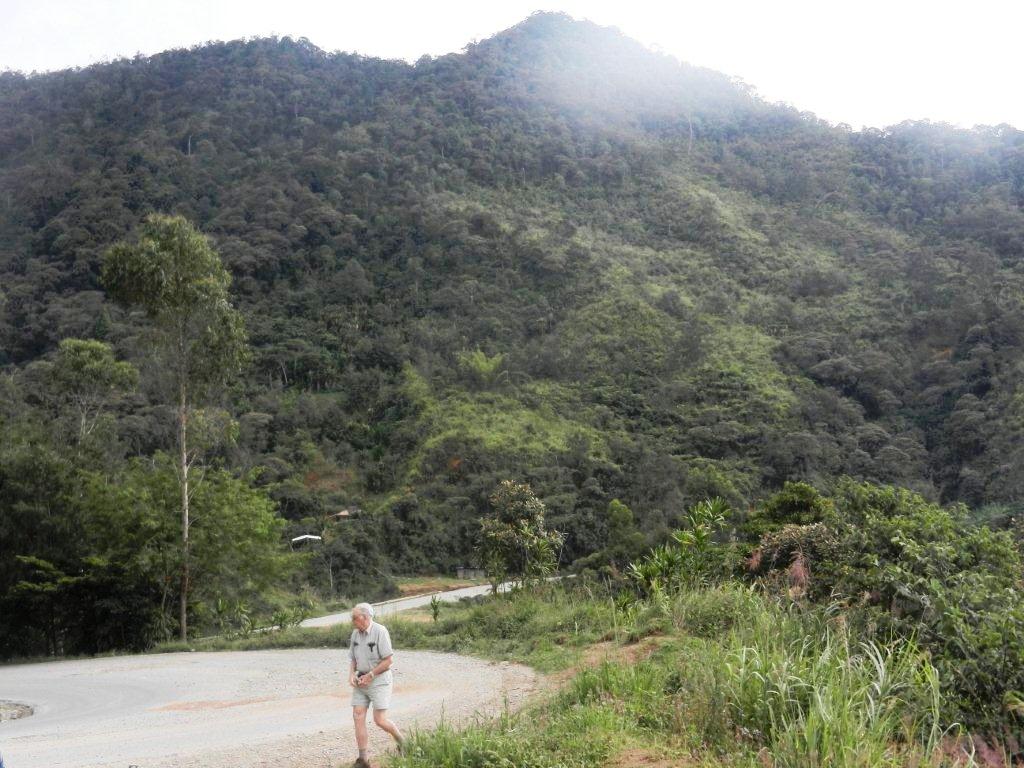 Malum Nalu: Postcards from Daulo Pass