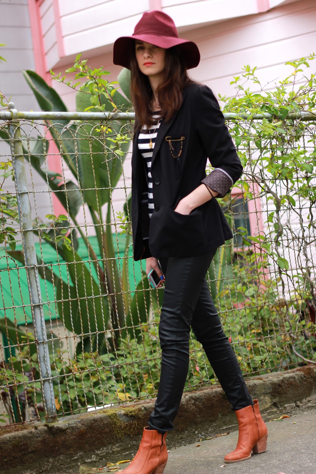 PostGradChic: Incognito