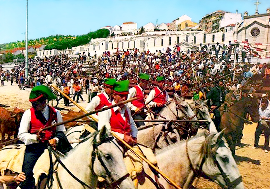 Retratos de Portugal: Vila Franca de Xira - Festa do Colete Encarnado