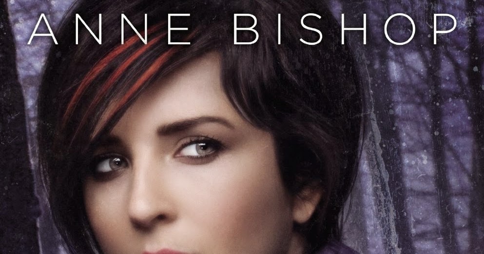 Fangs For The Fantasy: Written in Red (The Others #1) by Anne Bishop