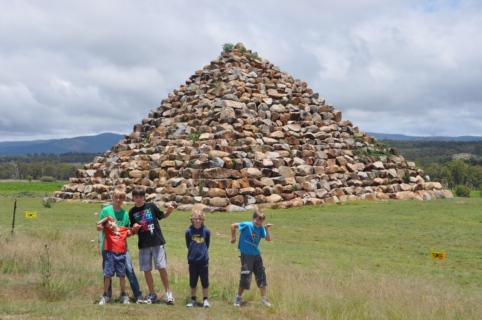 Franks Blog: Stanthorpe Pyramid