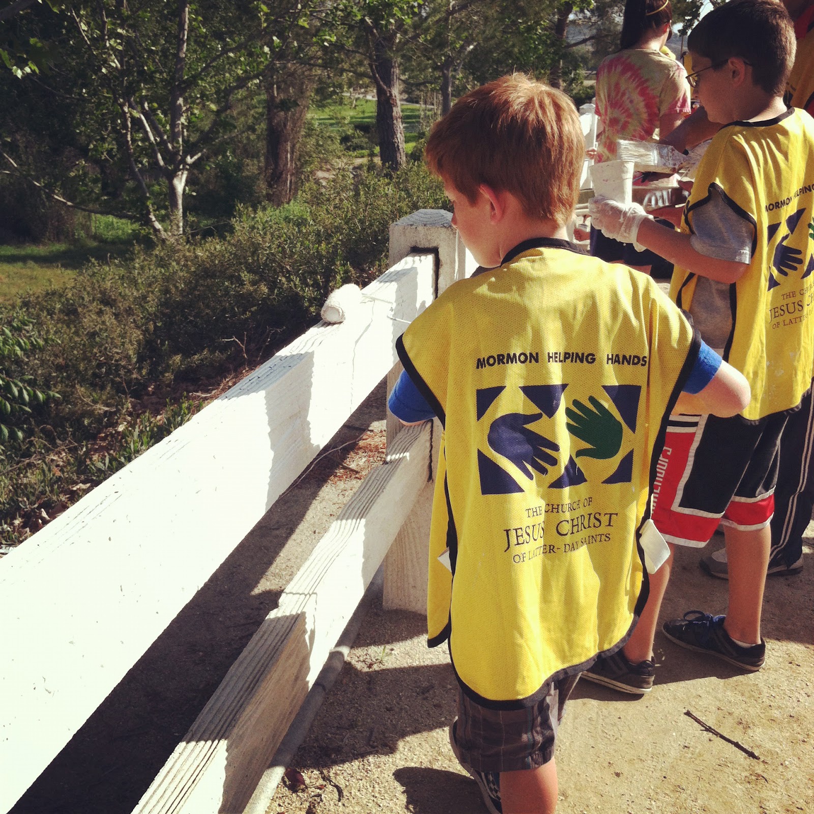 potd: 118: mormon helping hands