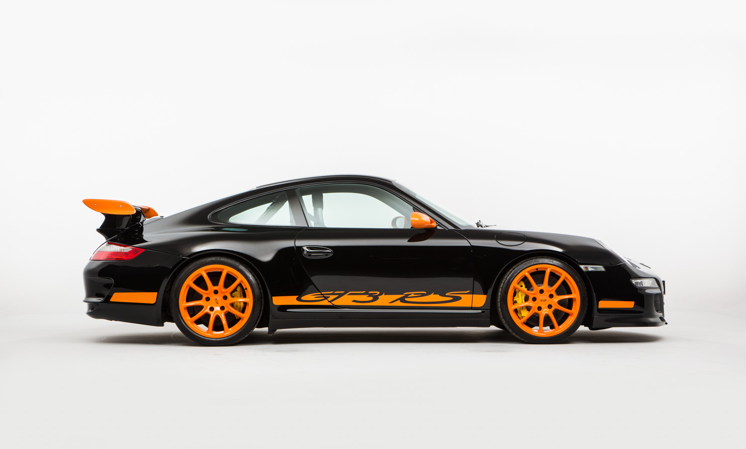 CLASSICS FOR SALE: 2006 PORSCHE 911 GT3 RS - The Octane Collection Unit ...