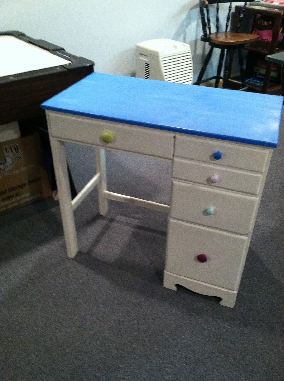 A Story Unfinished.: Desk UpCycle!