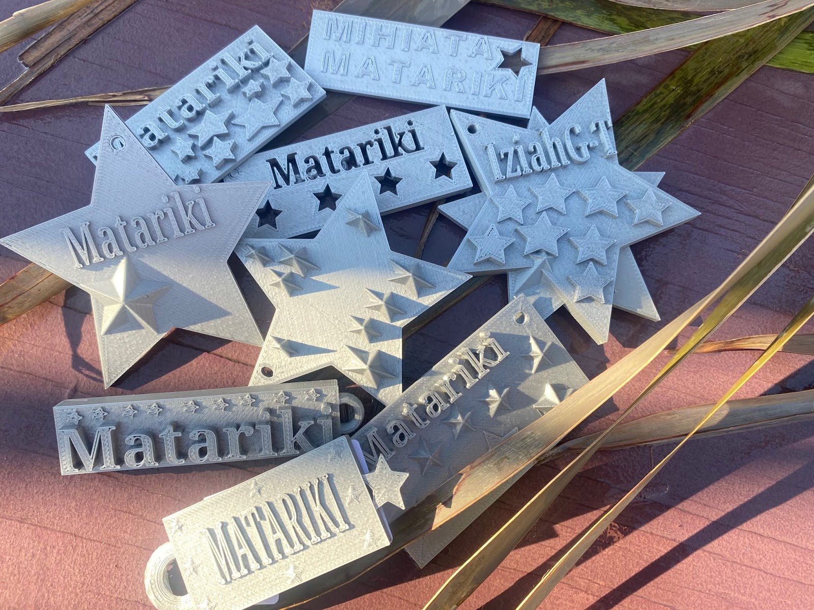 Ata Hāpara @ Rāwhiti School: Matariki Bag tags & Key rings...