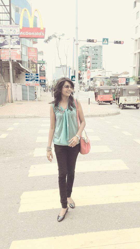 ටිකිරි මලීගෙන් තවත් එකක්.