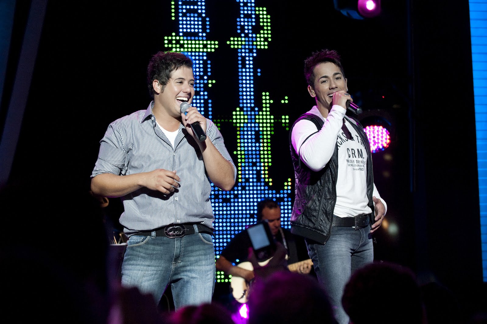 Rainha dos Ventos Sertanejo: Hugo & Tiago "Um estouro Nacional"