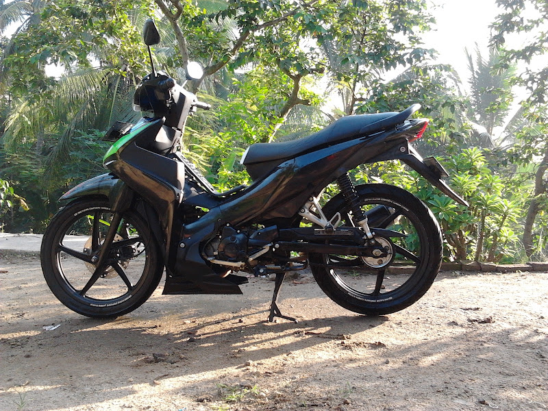 gambar modifikasi motor revo absolute
