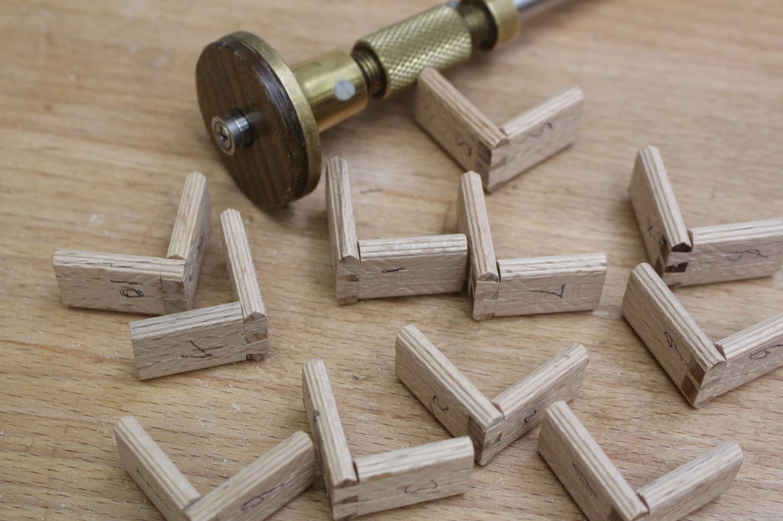 David Barron Furniture: A Great Way to Reinforce Mitred Corners