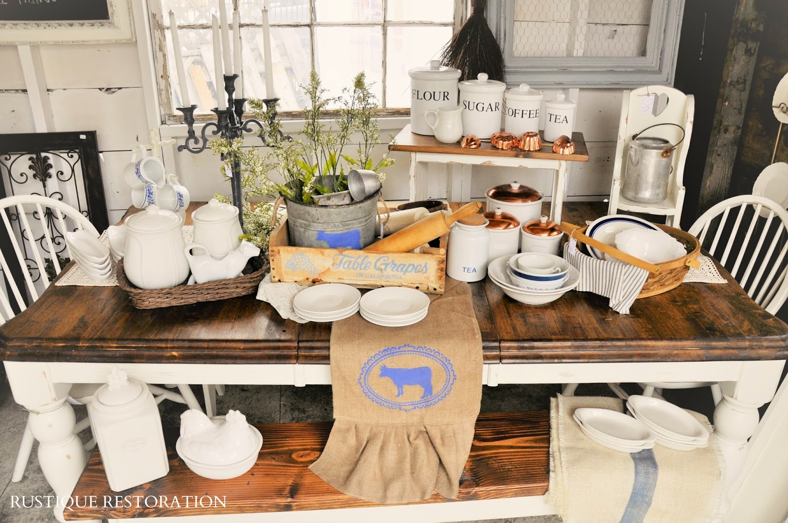 Rustique Restoration: French Country Farmhouse Table and Decor