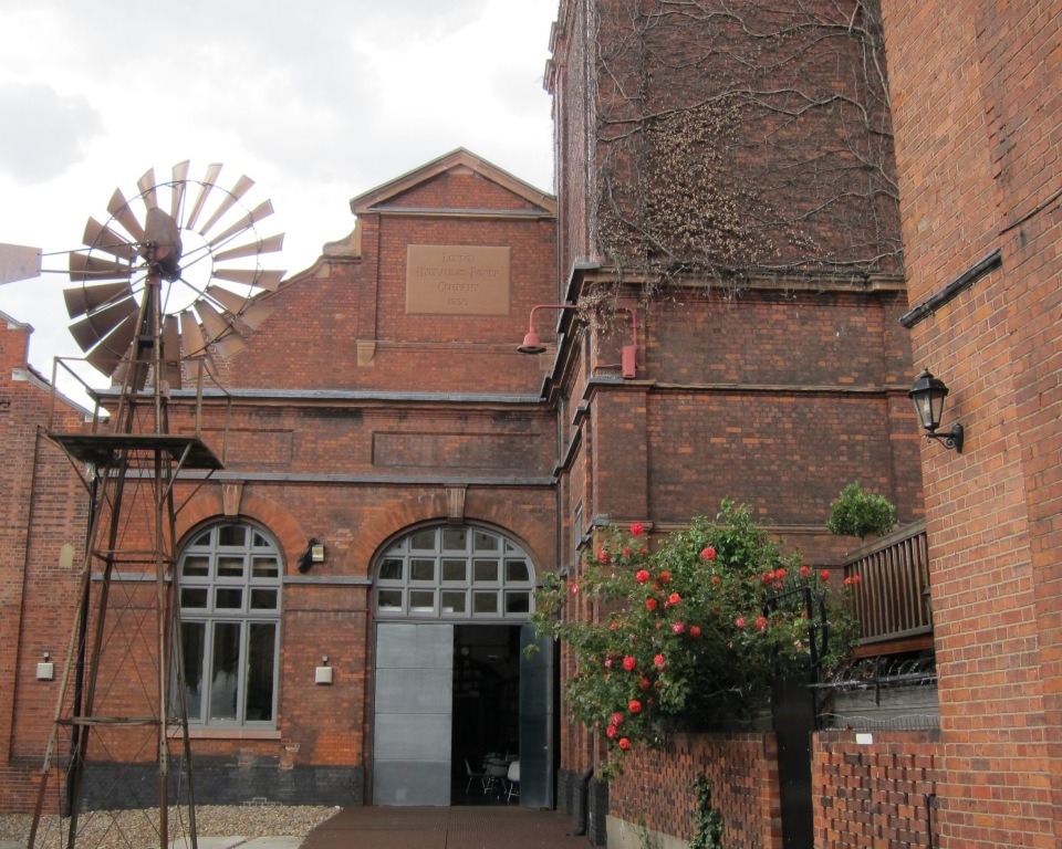 Doves Today: The Wapping Project