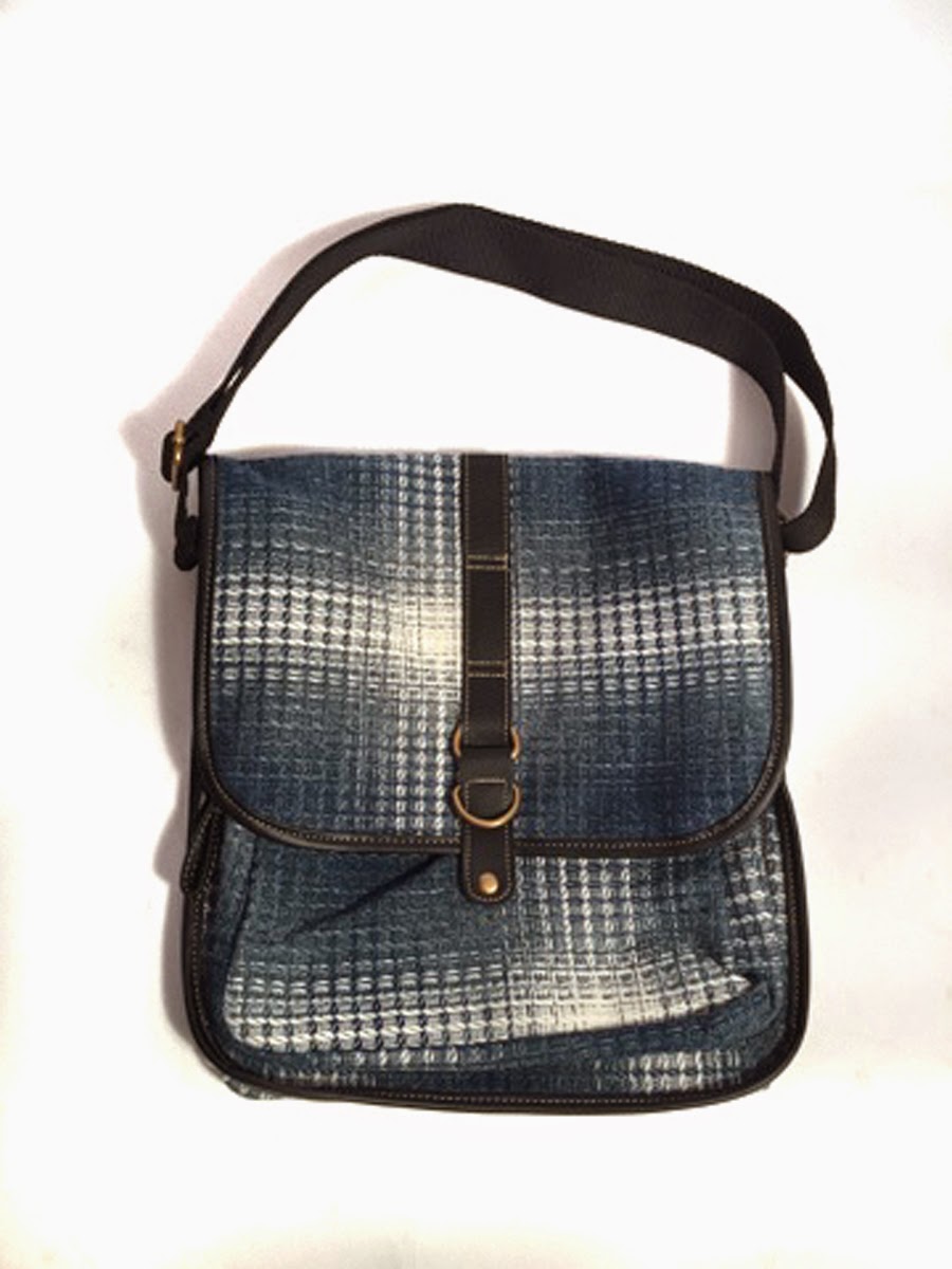 Folly: Amazing Bags, Bags, Bags!!! So Many Bags!