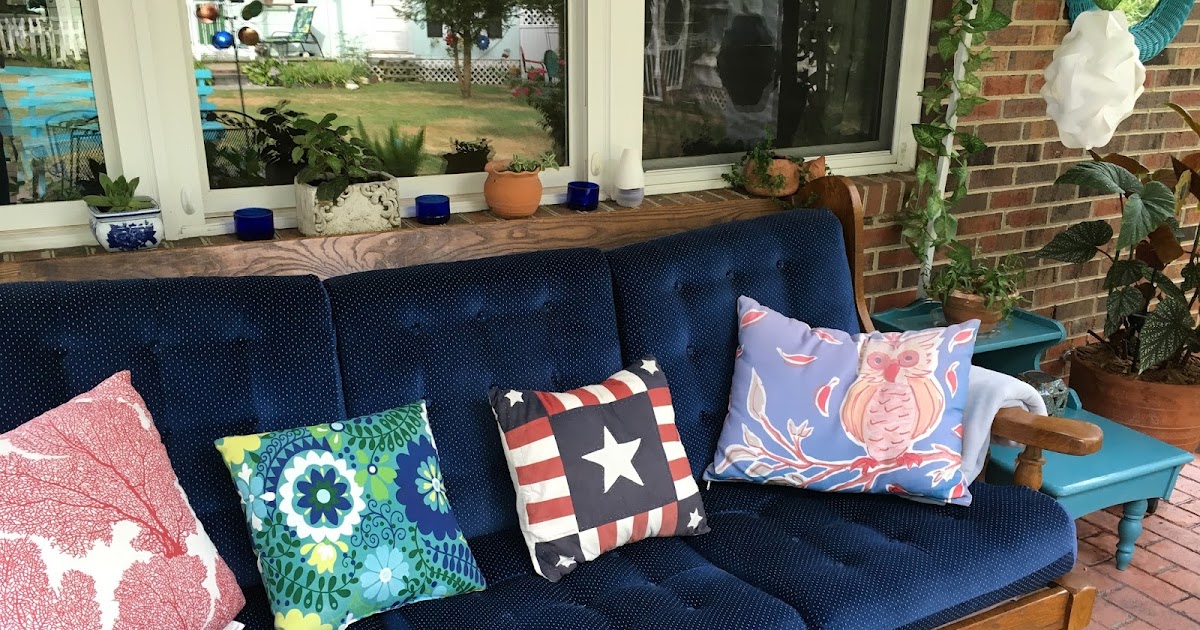 Repurposed For Life: NEW LIFE FOR AN OLD COUCH