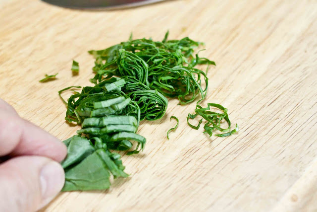 FOODjimoto: Marinated Tomato Salad