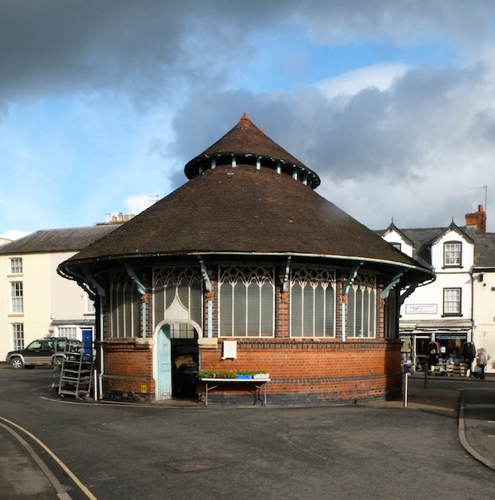 English Buildings: Tenbury Wells, Worcestershire