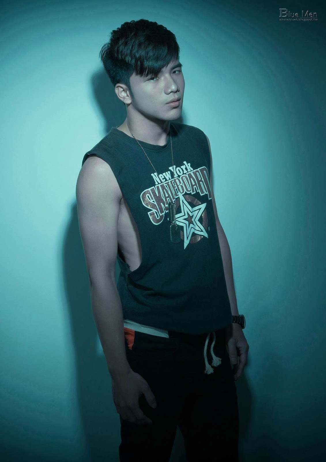 HOT MALE MODELS: Blue Man 58