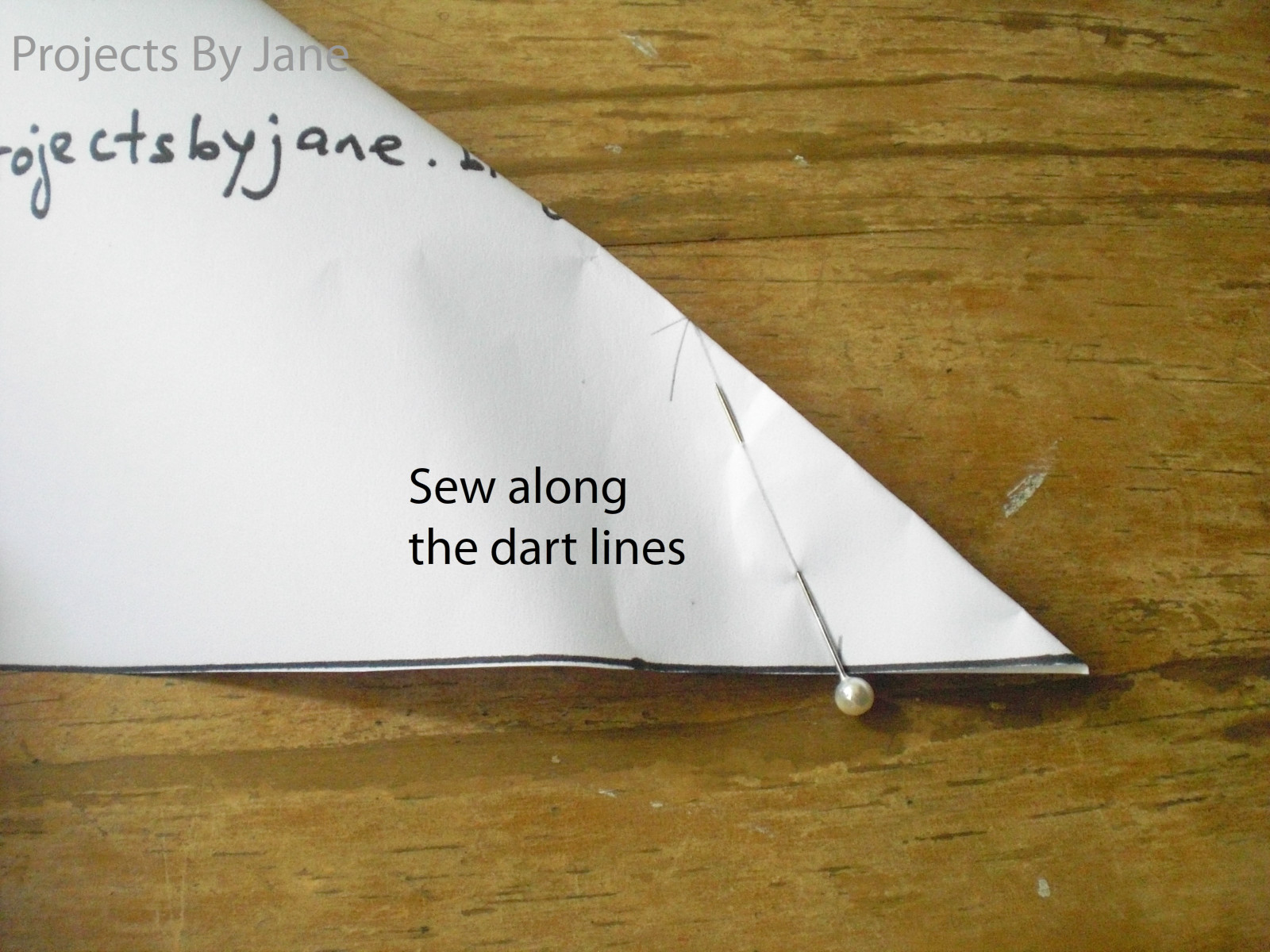 This is how I draw and sew a bag dart | Projects by Jane