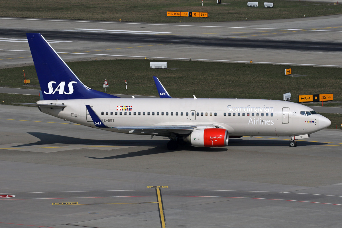 Planes and Trains - Planes 2016: SE-RET / Boeing 737-76N (w) / SAS