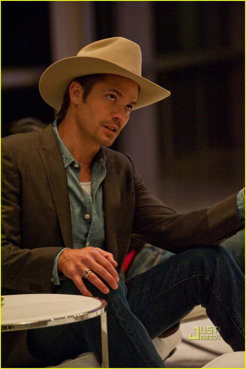 Eyecons: FAB 40+ TIMOTHY OLYPHANT