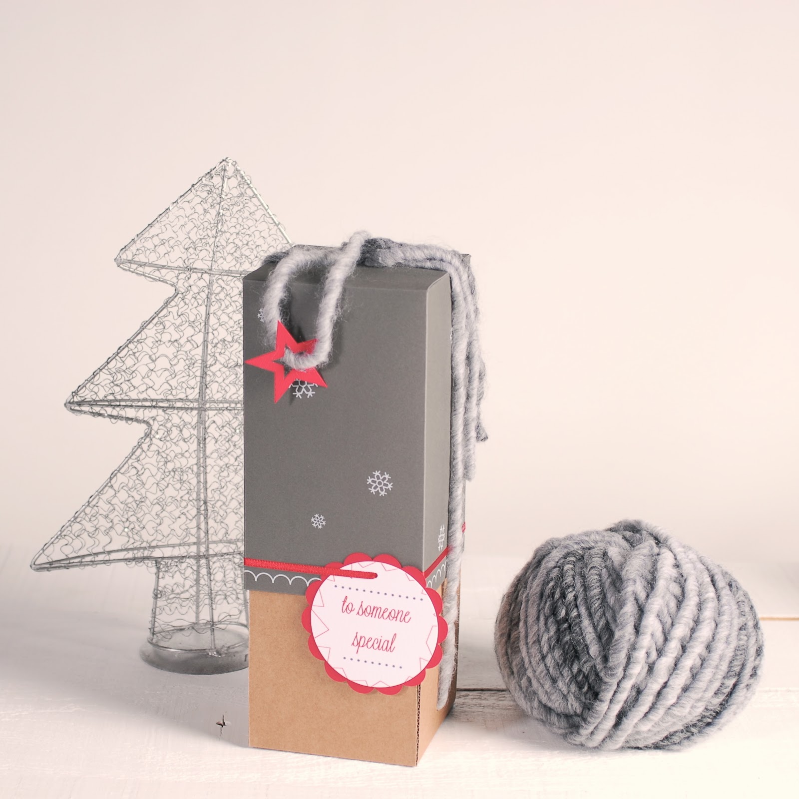 SelfPackaging English: WOOL IS COOL