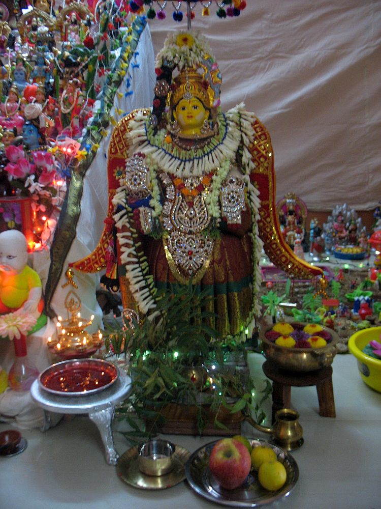 2017 Navaratri Kolu Display at a Tiruvannamalai Home - ARUNACHALA GRACE